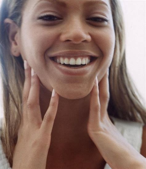 BEYONCÉ ON PHOTOSHOOT BY CLIFF WATTS