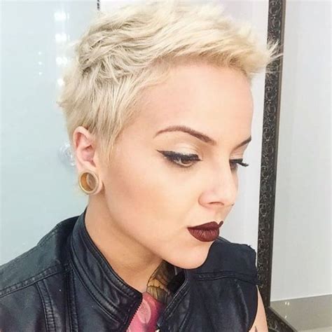 51 Cute Short Pixie Haircuts For A Blend Of Femininity And Practicality