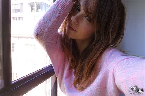 Ariel Rebel Women Pornstar Model Selfies Women Indoors Pink Sweater Hd Wallpaper