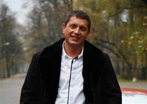 Пасынок Семенюк Самсоненко хочет отсудить у газеты 10 миллионов евро
