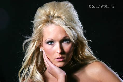 Blond And Beauitul Model This Lovely Model Shows Her Posing Flickr