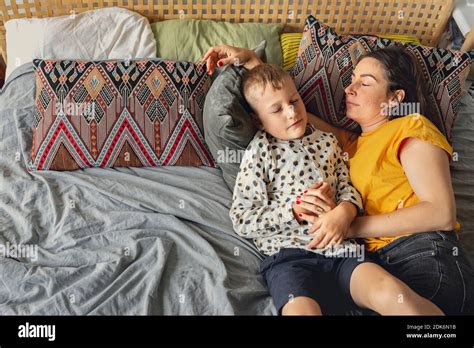 Mother Son Sleeping Together Hi Res Stock Photography And Images Alamy