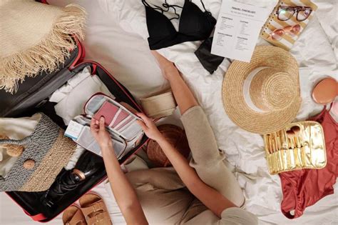 How To Pack A Suitcase To Maximize Space Best 2022 Tips