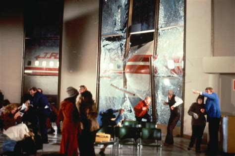 Μια Απίθανη Απίθανη Πτήση 1980