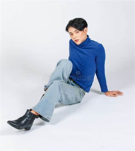 Share More Than 179 Full Body Male Model Poses Nanoginkgobilobavn
