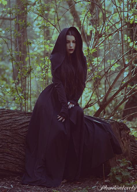 Model Threnody In Velvet Coat From Phantomlovely Gothic And Amazing