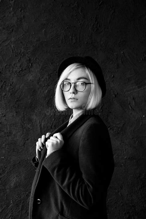 Model Blonde With Short Hair Wearing Glasses Stock Image Image Of Cool Gray 85068217