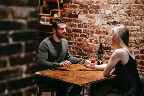 Comment Faire En Sorte Quelle Sinvestisse Dans La Conversation
