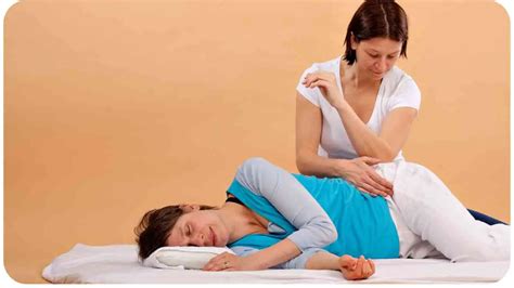 Shiatsu Massage For Stress Relief Techniques And Benefits Unified Parlour