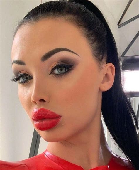 Nice Jugs Fake Lips Plungers Juicy Lips Bimbo Beautiful Women Pictures Lips Leather