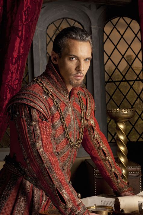 Pin By Showtime On Men Of Showtime Jonathan Rhys Meyers Tudor Costumes Tudor Fashion