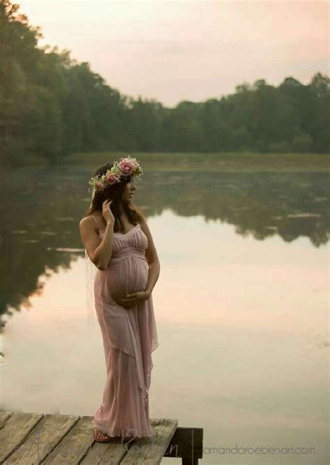 Beautiful Pregnancy Photos Pregnancy Photoshoot Beautiful Pregnancy