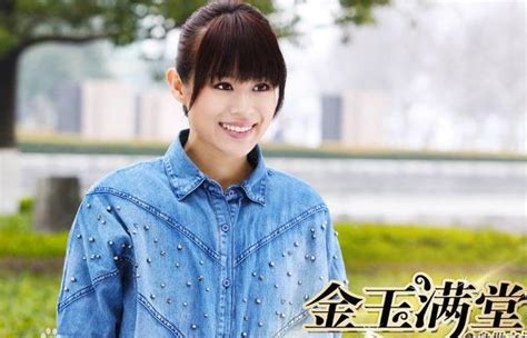 胡杏儿的24岁26岁29岁32岁34岁38岁哪一个惊艳了你 每日头条
