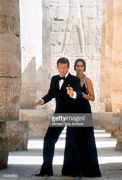 The 77 Most Iconic Bond Girl Outfits Revealed Artofit