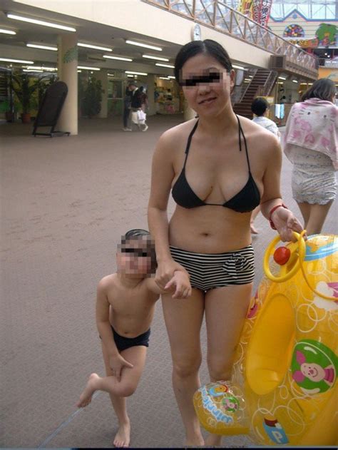 エロい素人ママ素人ママ子連れ入浴無修正投稿画像553枚