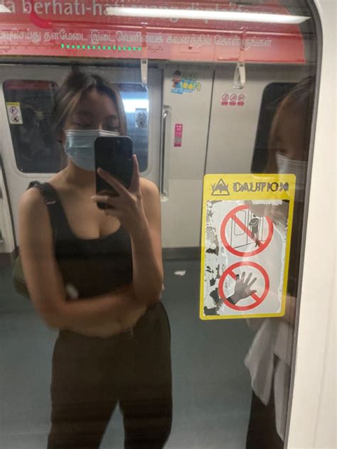 Train Mirror Mirrorselfies Aesthetic Y K Y Kaesthetic Y Kstyle