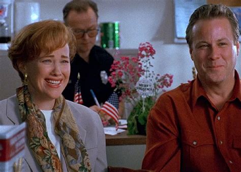 Home Alone Fans Stunned To Learn Kevins Mom Catherine OHara Was