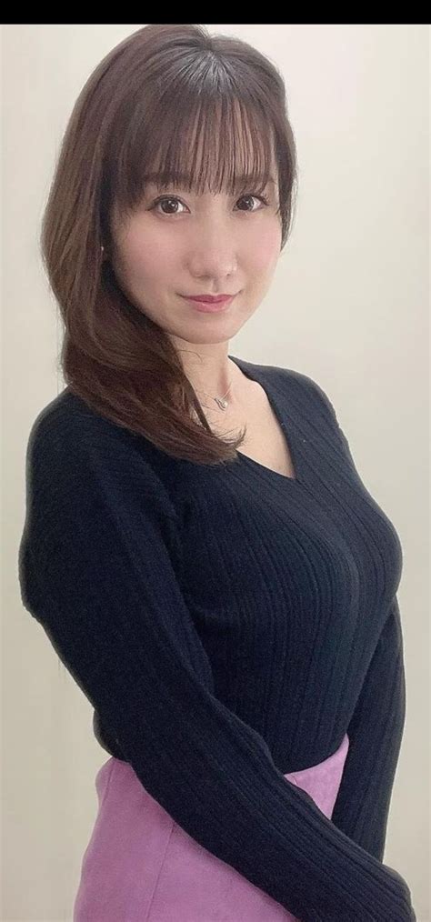 Asian Beauty Girl Big Boobs Turtle Neck Japanese Lady Sweaters Clothes Women Fashion