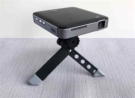 How To Use Mini Projector Robots Net