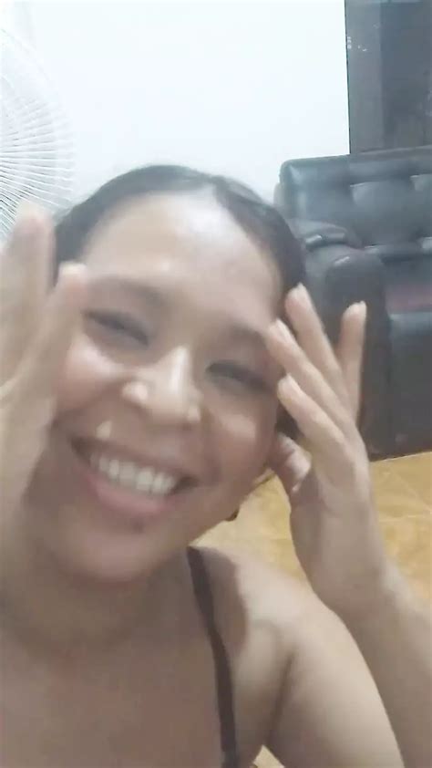 남편이 일하는 동안 이웃에게 펠라 나는 핫와이프가 되는 걸 좋아해 xHamster