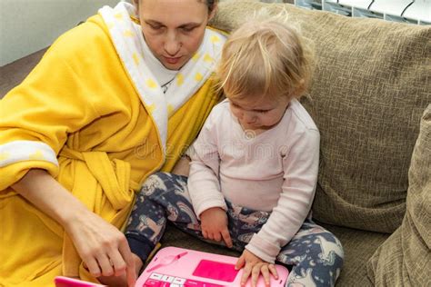 Mom Teaches Her Daughter How To Knit Stock Image Image Of Happy