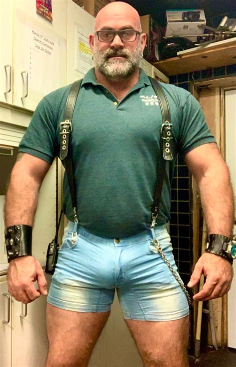 Hairy Men Crotch Shots Handsome Older Men Beefy Men Big Guys Muscle Men Hot Guys Leather Men