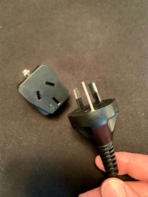 Japanese Electrical Outlets Which Plug Adaptors Should YOU Have