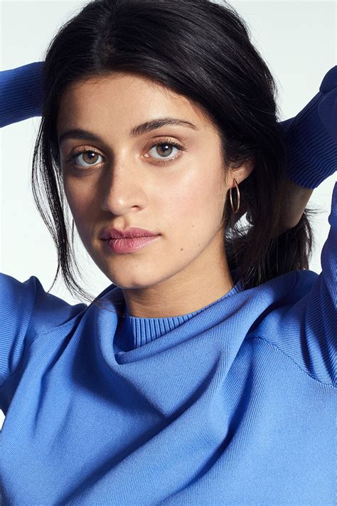 Meet Anya Chalotra The Indian Origin Lead Actor In Netflix S The Witcher Vogue India