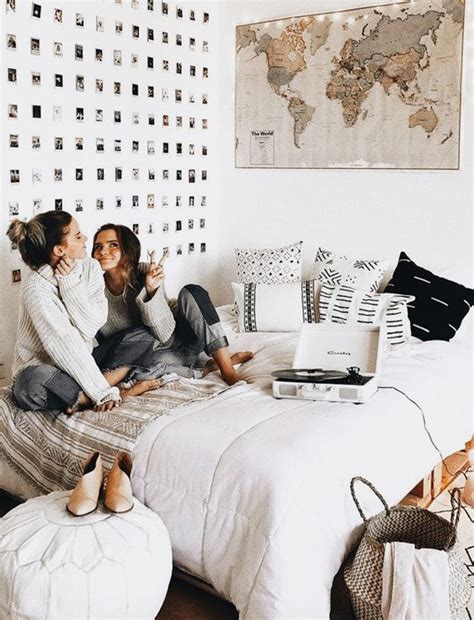 20 Pretty Dorm Room Ideas For Popular Girls Homemydesign