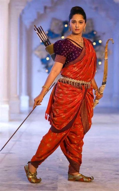 Anushka Shetty Look Beautiful In Traditional Red Dhoti Saree Outfit K4 Fashion