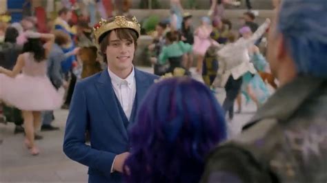 Ben Looking At Mal And Hades Descendants Mal And Ben Disney Descendants 3 Descendants Cast