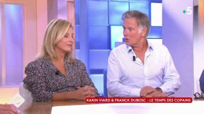 Karin Viard nue en liberté cette photo inattendue de ses vacances