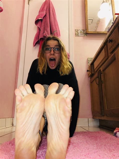 You Want To Do What To My Feet” Well Ok I Guess We Can Try It Just This Once”💜 R