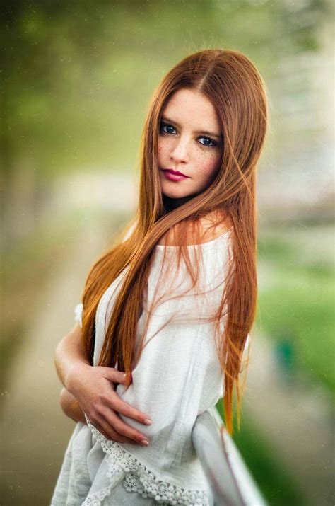 Pin By The Melancholy Tardigrade On My Ginger Obsession Straight Red Hair Redheads Freckles