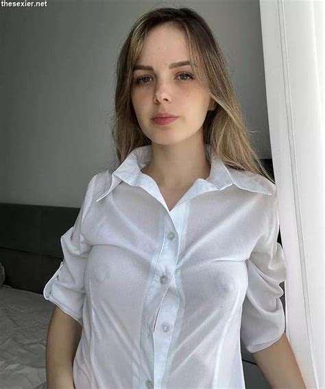 19 Bautiful Blonde In See Through Shirt Without Bra Hgsto37 Thesexier