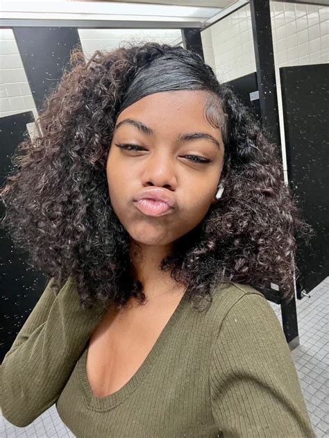 Pin By Jay On Selfies Curly Hair Styles Cute Curly Hairstyles Mixed Curly Hair