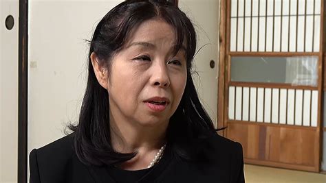 昭和官能熟妻スペシャル 6人4時間 清楚妻は突きまくられ淫靡な牝熟女へと 人妻 エッチな素人熟女たち