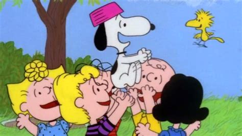 Snoopy Come Home Official Clip Charlie Brown And Peppermint Patty Trailers And Videos Rotten