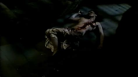 Nackte Saskia Reeves In Cruel Train