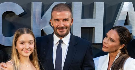 La Hija De Victoria Beckham Harper 12 Luce Un Slip Dress Adulto En
