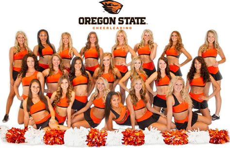 Cheerleaders Cheerleading Oregon State University Osu