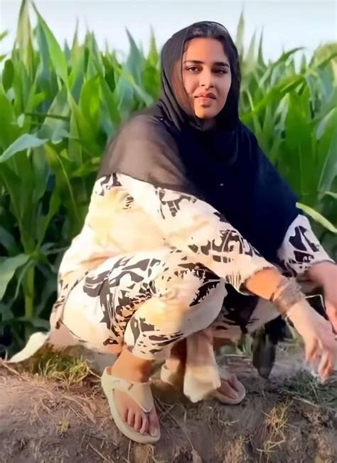 Beautiful Muslim Women Beautiful Women Naturally Beautiful Girls Arab Girls Hijab Girl Hijab