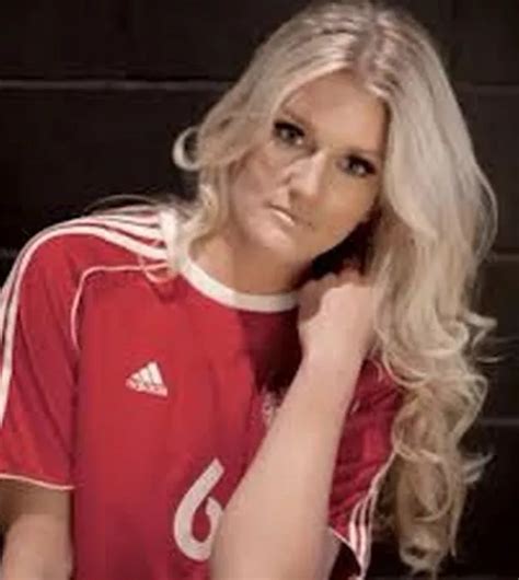 Red Button Following Canadas Kaylyn Kyle Has Been A Real Tweet Coventrylive