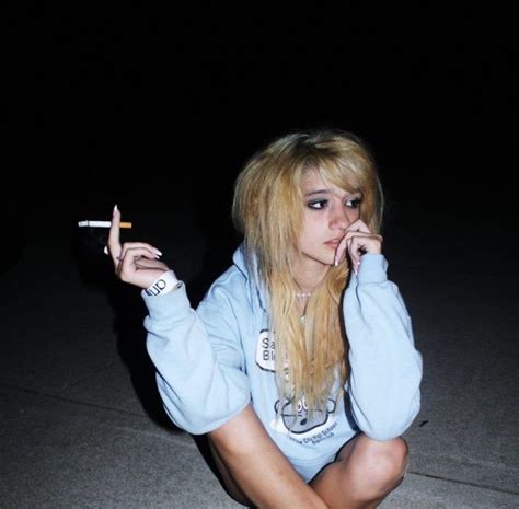 Pin Oleh Guyver One Di Smoking Ladies I
