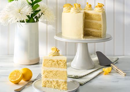 Lemon Layer Naked Cake with Truvia Sweet Complete Truvía