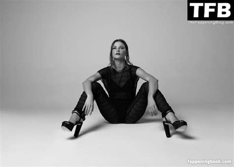 Stefanie Scott Nude The Fappening Photo 1893749 Fappeningbook