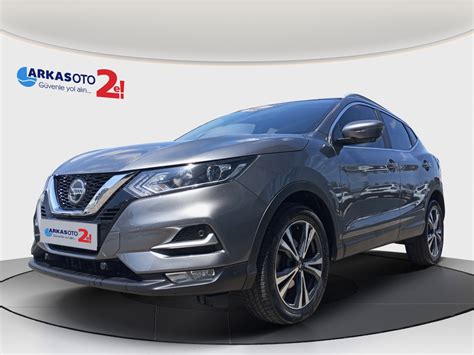 Arkas Otomotiv2 2 El Nissan Qashqai 1 3 DIG T SKYPACK PLUS OTOMATİK