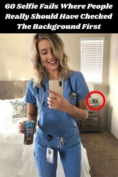 60 Selfie Fails By People Who Should Have Checked The Background First