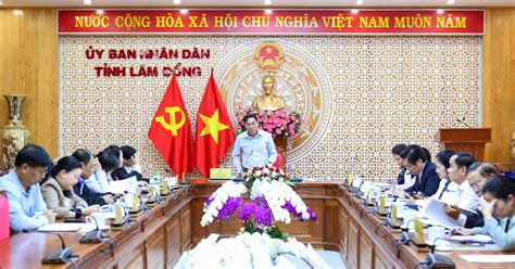 Phó Chủ tịch UBND tỉnh Lâm Đồng Võ Ngọc Hiệp chủ trì cuộc họp đánh giá