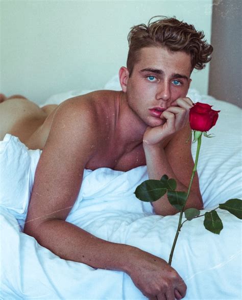 Le Foto Sexy Di Harry Jowsey Di Too Hot To Handle Di Netflix BitchyX
